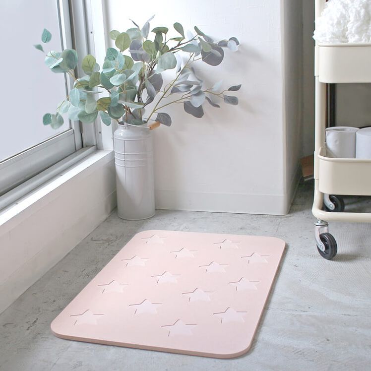 珪藻土バスマット Star &NE | 【公式】LOWYA(ロウヤ) 家具･インテリアのオンライン通販