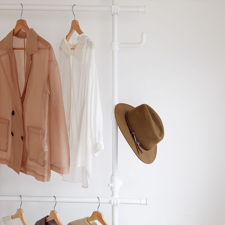 突っ張りポールハンガー ハンガーラック フック付き [幅100-170] | 【公式】LOWYA(ロウヤ) 家具･インテリアのオンライン通販