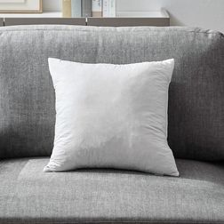 「Louere」のポップアップストアにLOWYAプロデュースのフォトブースが登場！ | 【公式】LOWYA(ロウヤ) 家具･インテリアのオンライン通販