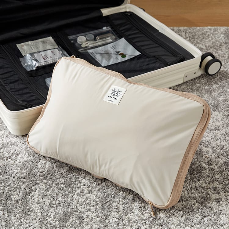 NESTigo(ネスティゴ) 衣類圧縮ポーチ [S/Mサイズ] | 【公式】LOWYA(ロウヤ) 家具･インテリアのオンライン通販