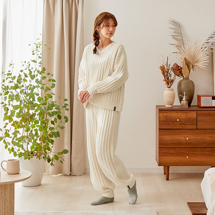 Snoozy(スヌージー) ふわもこルームウェア アイボリー | 【公式】LOWYA(ロウヤ) 家具･インテリアのオンライン通販